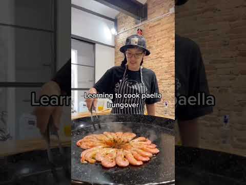 Learning to cook black paella in Spain