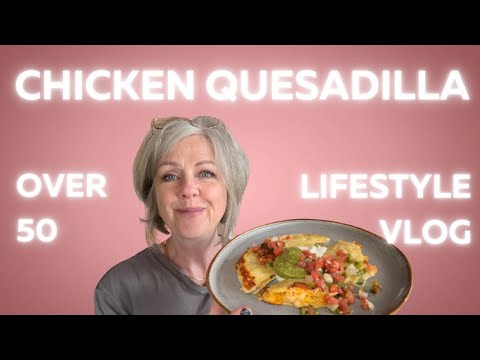 Sunday Meals / Chicken Quesadilla / Mini Italian Meatloaves / Raspberry Mint Tea