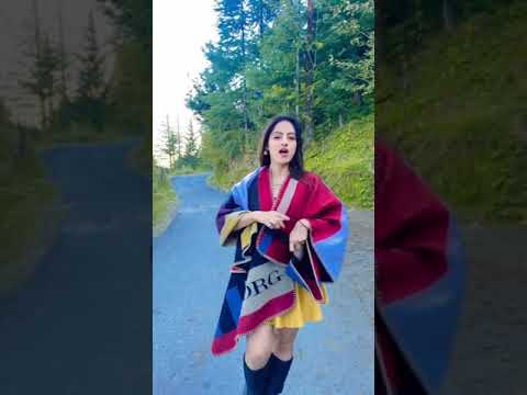 Kon Kon Pagal Hai YahaπSandhyaβDiya Aur Baati Hum Castπ₯#shorts | YT Shorts 2.O