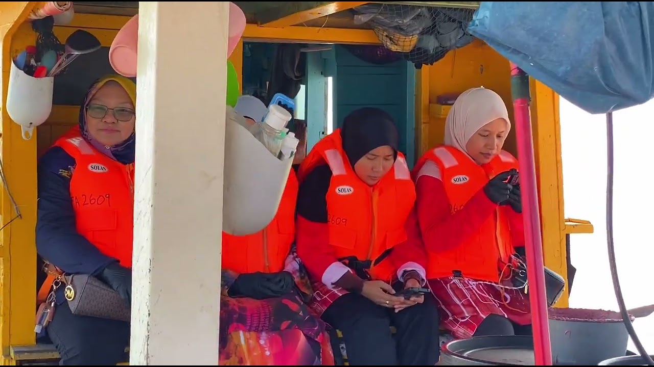 Pelupusan Abu Al-Quran Ke Laut #alquran #jaip