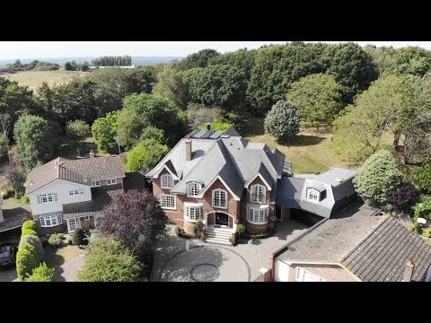 Foxwood House, The Gattens, Rayleigh, Essex