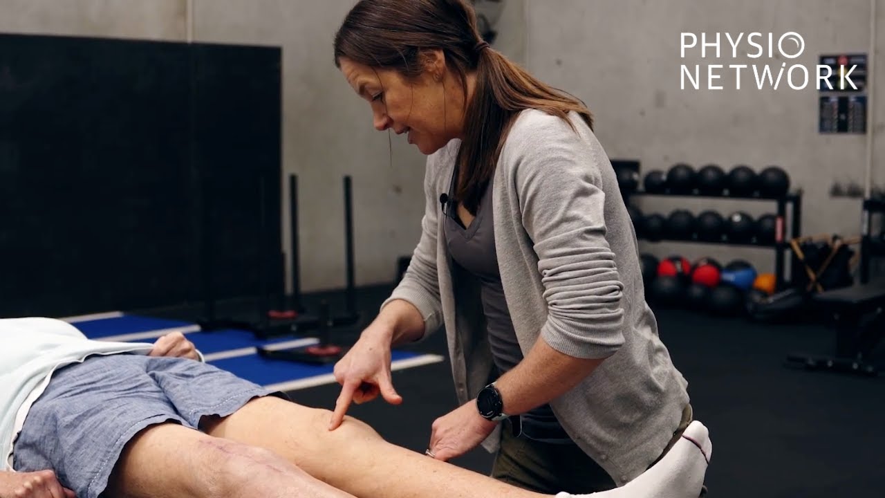 Assessing Joint Swelling in Knee Osteoarthritis | Sweep Test | Dr Allison Ezzat