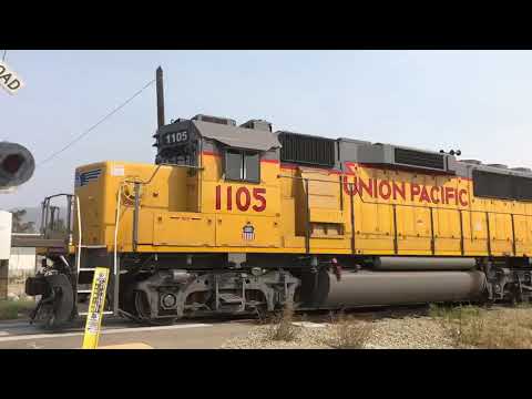 UP 1105 departing Santa Paula with a long string of LPG tanks 9-9-20