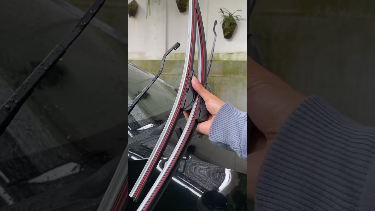 Jangan lupa ganti wiper mobil kalian dengan wiper dual karet