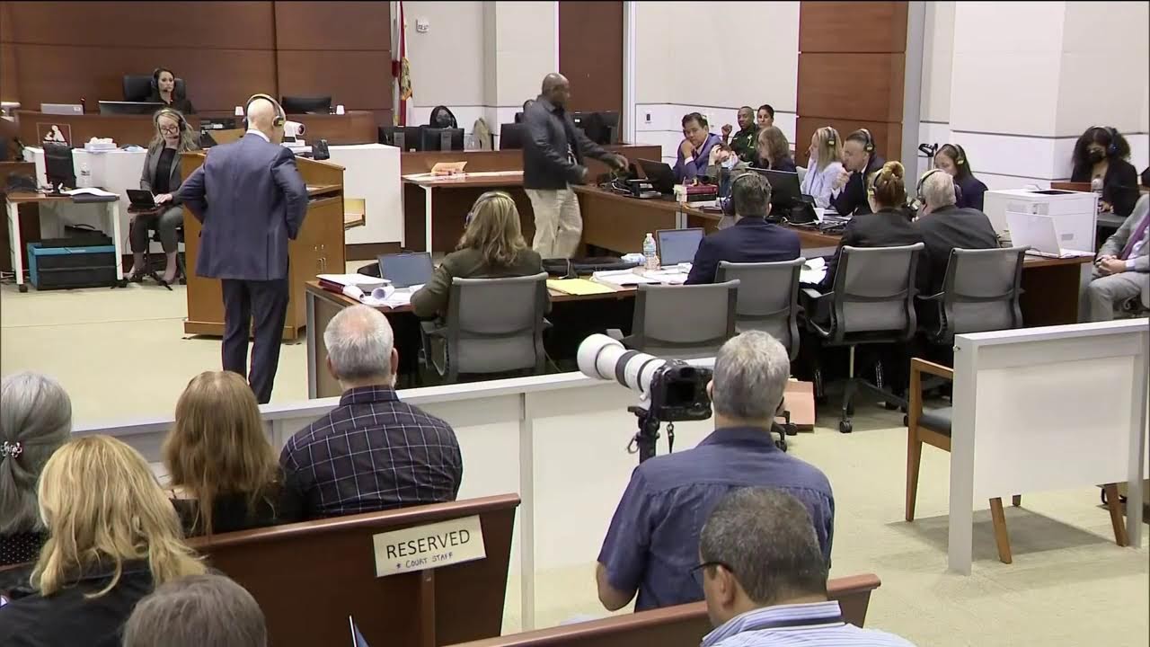 📍Sigue la audiencia de condena del autor de la masacre en la escuela Marjory Stoneman Douglas