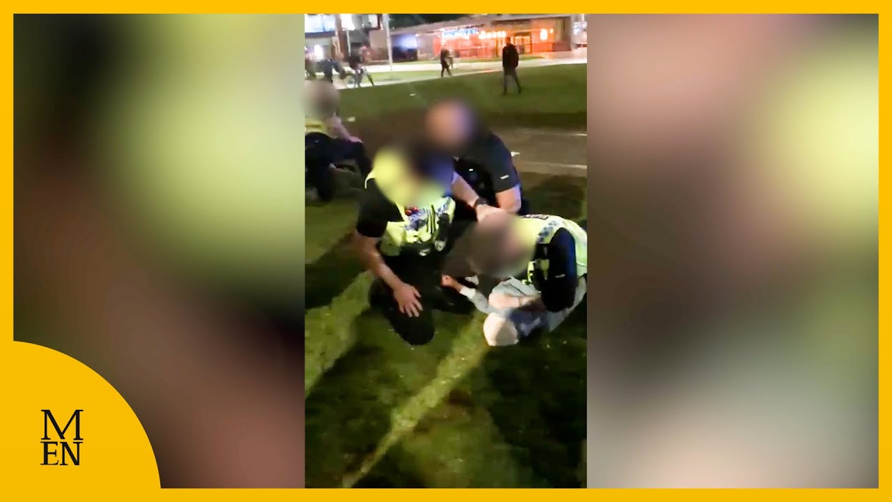 Video captures cop pinning down suspect in Piccadilly Gardens before ...