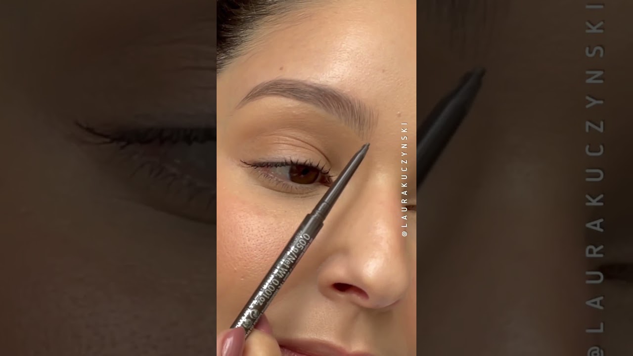 HOW TO FILL IN YOUR EYEBROWS #shorts