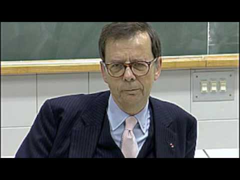 Louis Schweitzer en conférence à l'ENS de Lyon, décembre 2008.