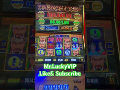$25 spin Going for the max out grand on #dragonlink #slot #slots #casino #fyp