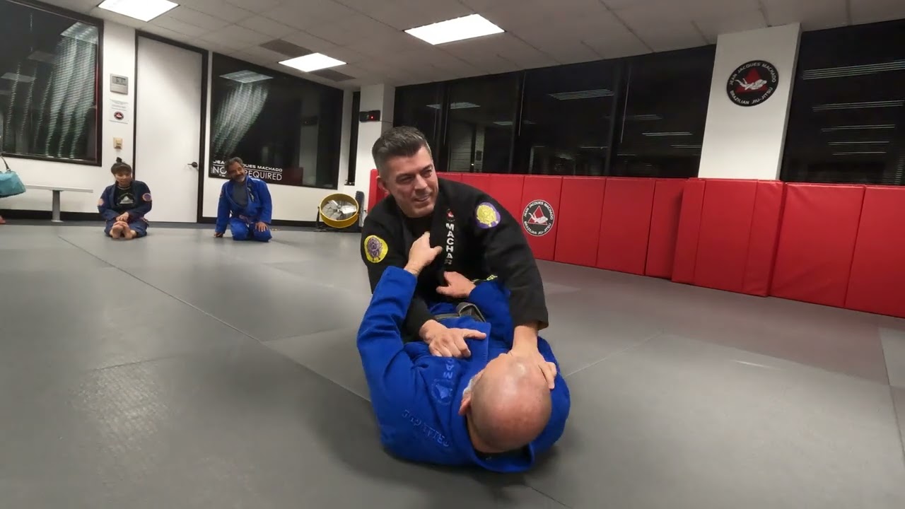 Lapel choke setup for various finishes
