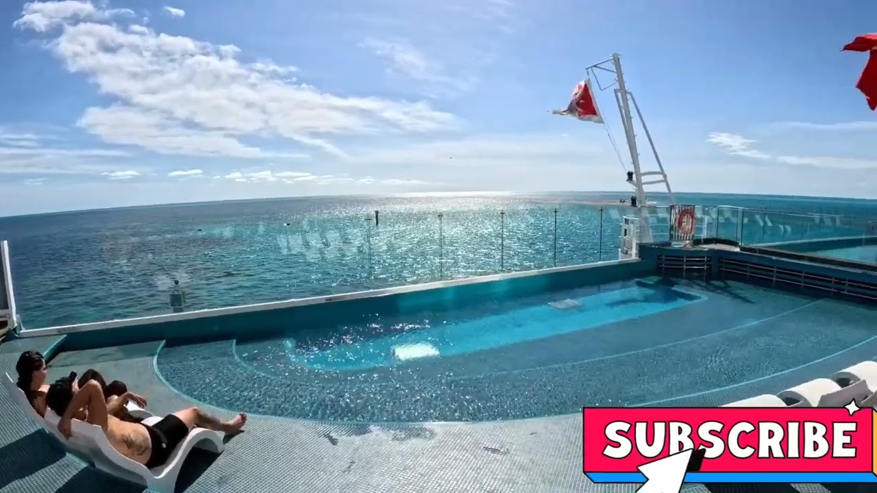 MSC Seascape Infinity Pool | Amazing Views from the back of the Ship!