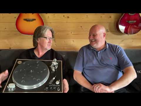 Crystal Rock! Was Sony's 1975 PS 8750 the World's First Quartz Lock Turntable System?