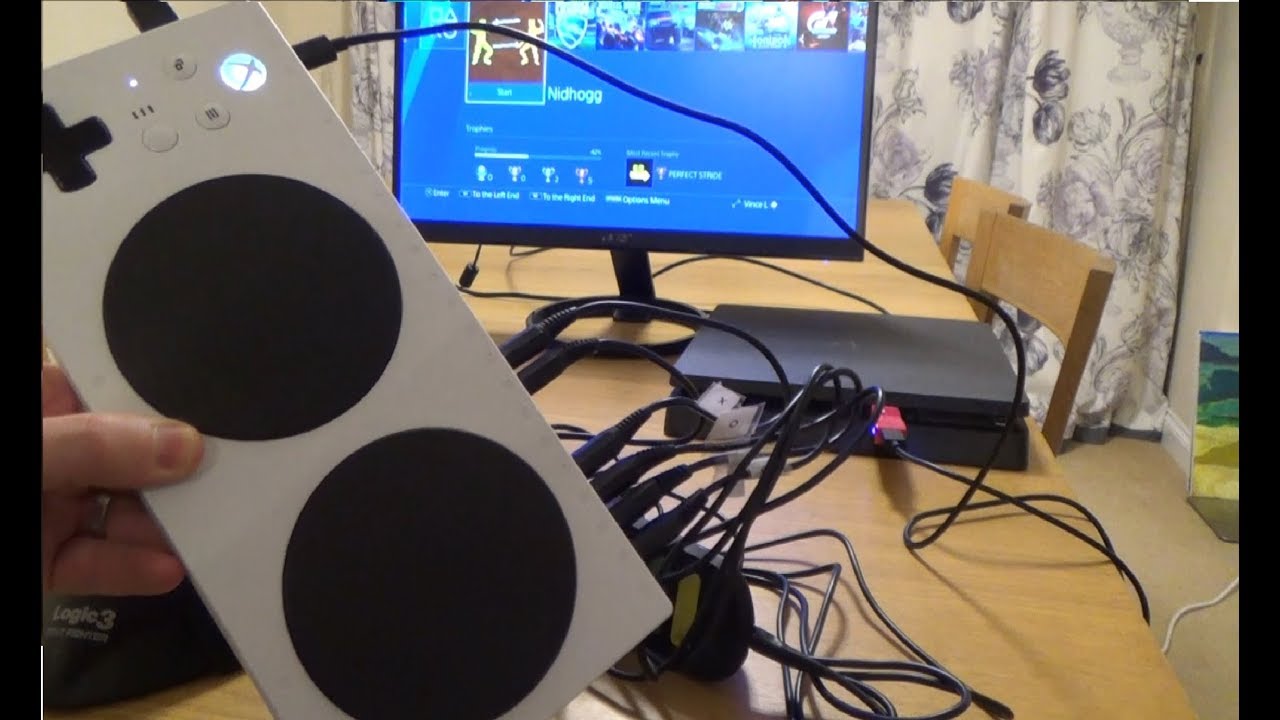 How to use the Xbox Adaptive Controller on the PS4