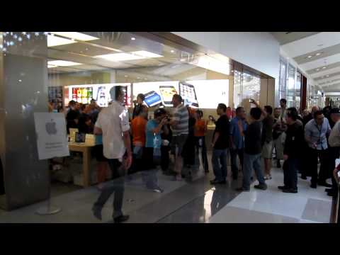 Apple Chermside Store Opening