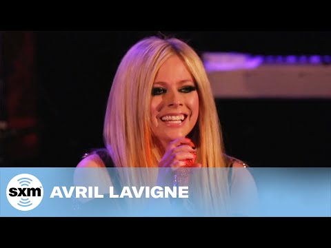 Avril Lavigne — Complicated | LIVE Performance | SiriusXM