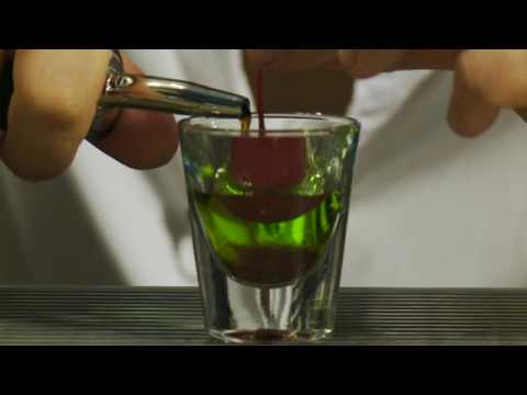 How to make a cocktail with MIDORI liqueur. "QF shooter "