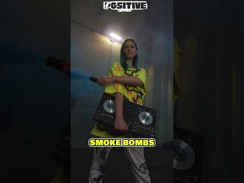 smoke bomb #positivepulse #smokebombs #shortsfeed #shorts_video #shortsfunny rtsreels