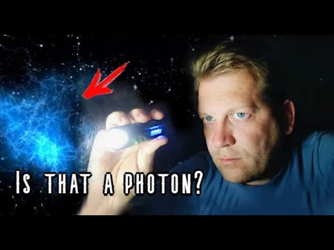 What is a photon? There is no simple answer! In three minutes, about the most important thing...