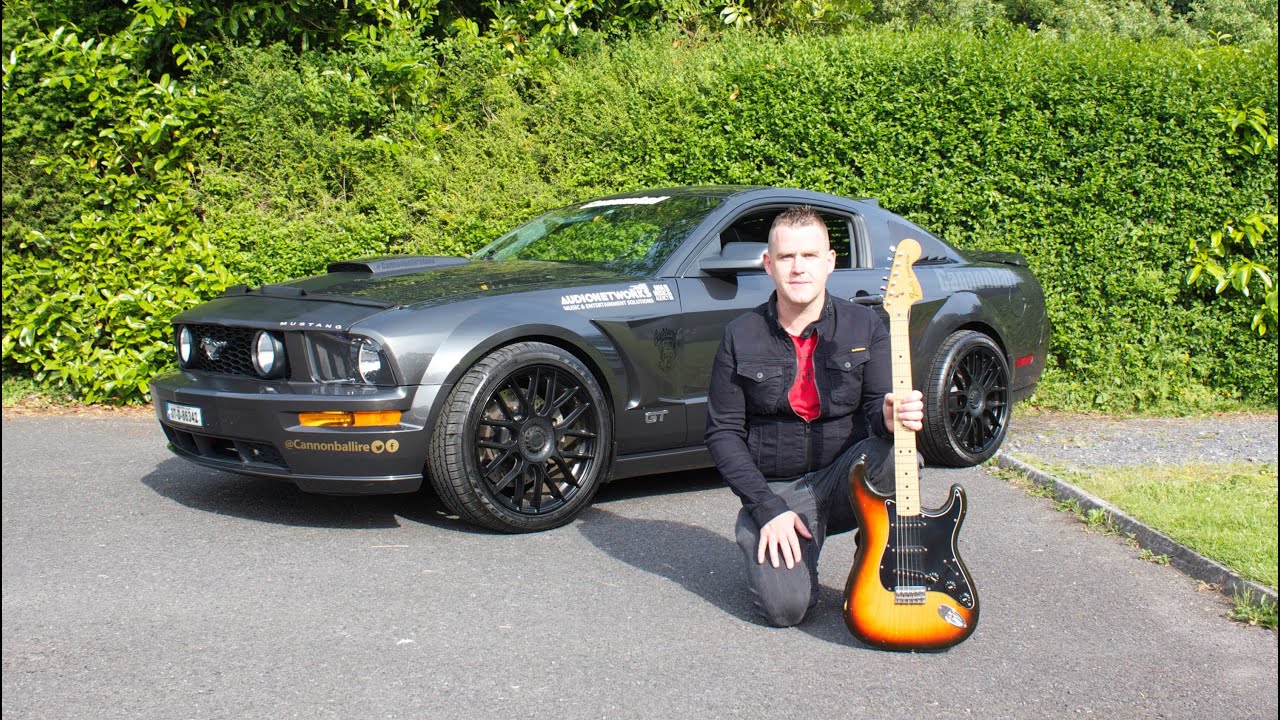 Lyrics & Translations of Steer The Rear by Marty Mone | Popnable