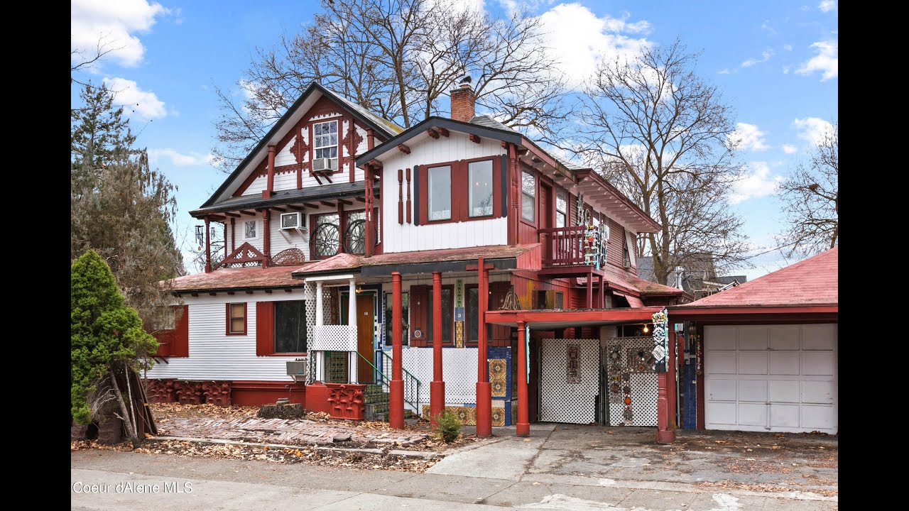 Zillow Gone Wild features Spokane Artist Home For Sale