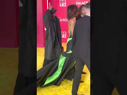 Zendaya looks stunning at the NAACP Image Awards