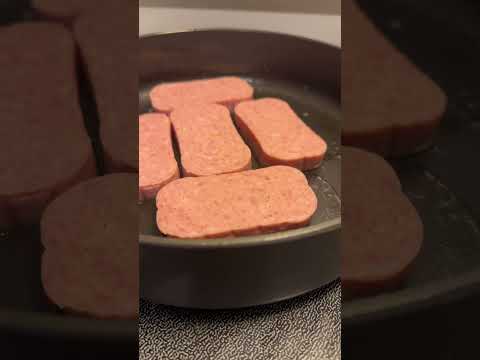 How To Make Musubi Spam With Teriyaki Sauce #food #youtubeshorts #shorts #cooking