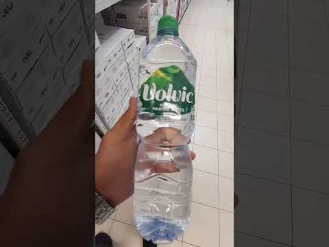 SPARKLING WATER THE EXPENSIVE WATER #sparklingwater #water #h2o #asmr #EXPENSIVE