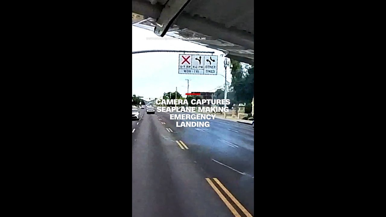 Camera captures seaplane making emergency landing