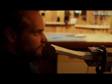 Julien LEBRUN Luthier guitare