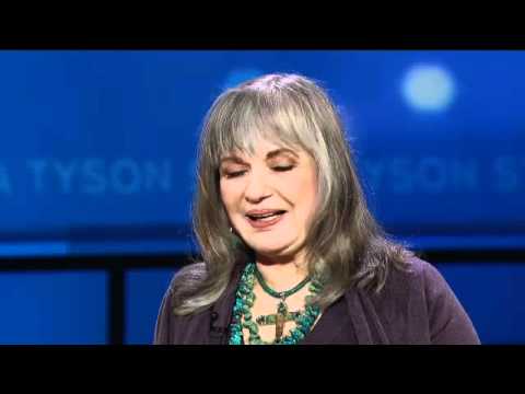 Sylvia Tyson on the Day Dylan Went Electric
