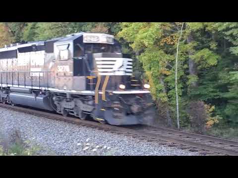 NS 3278 leads the northbound geometry train in Collegedale TN