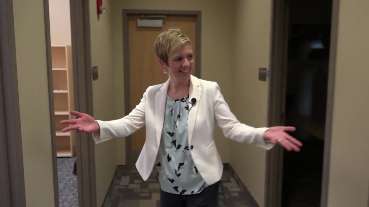 Academic Advising Center & Career Services Office Tour