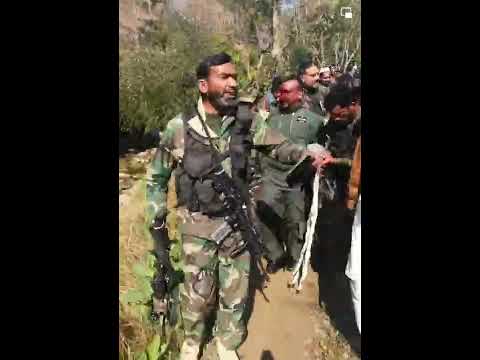 Pakistan π΅π° Army Arrested Indian pilot Abhinandan.