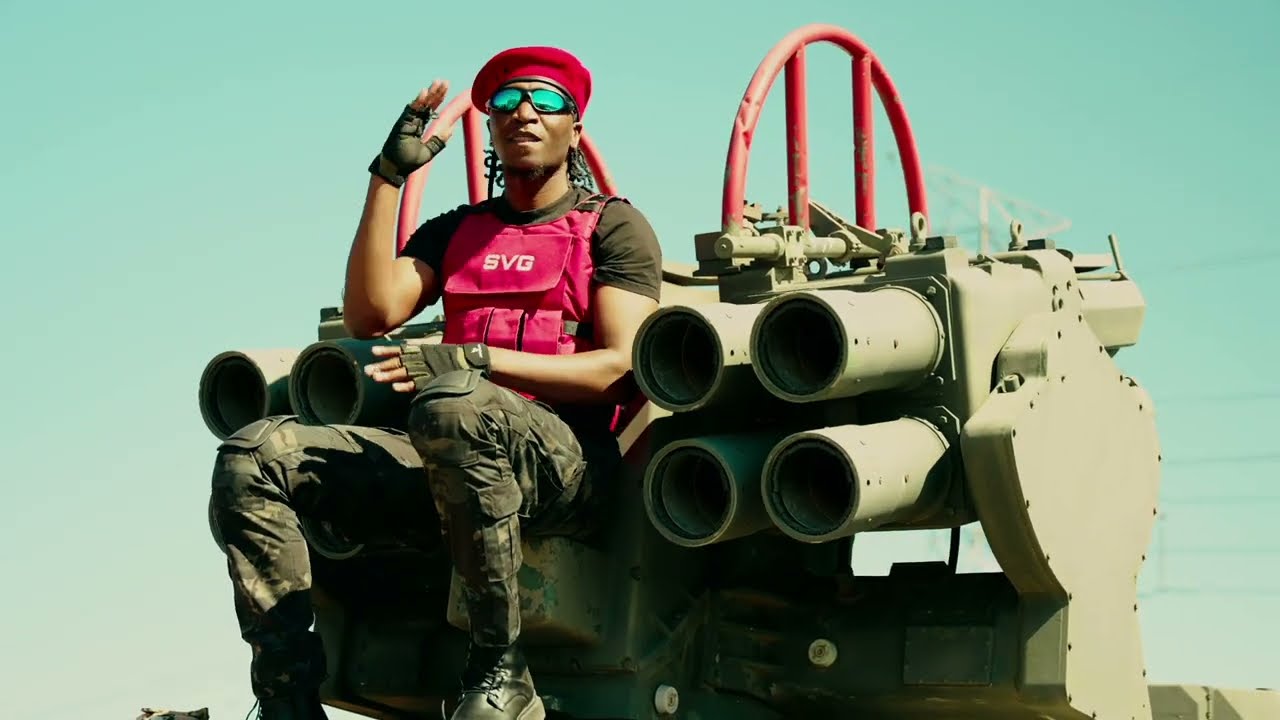 Lyrics & Translations of COMMANDO by Holy Ten & Julian King | Popnable