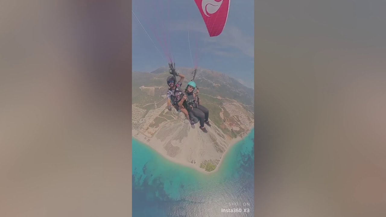 Top News/ Belinda Balluku fluturon me parashutë në Llogora - Top Channel Top News/ Belinda Balluku fluturon me parashutë në Llogora - Top Channel