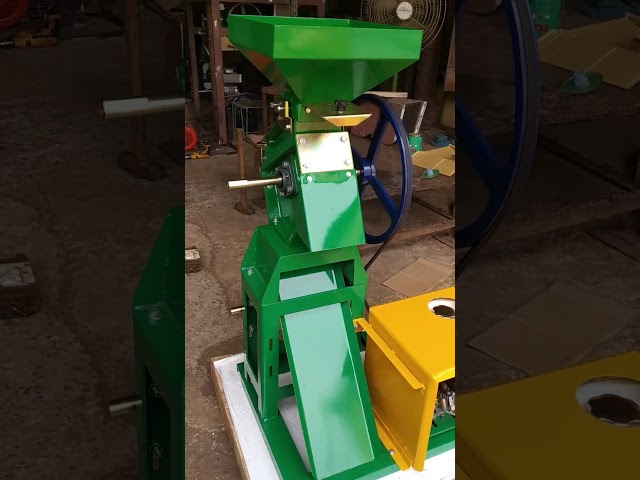 Small Coffee Growers Equipment - MP1 Hand Operated Coffee Mini Pulper ...