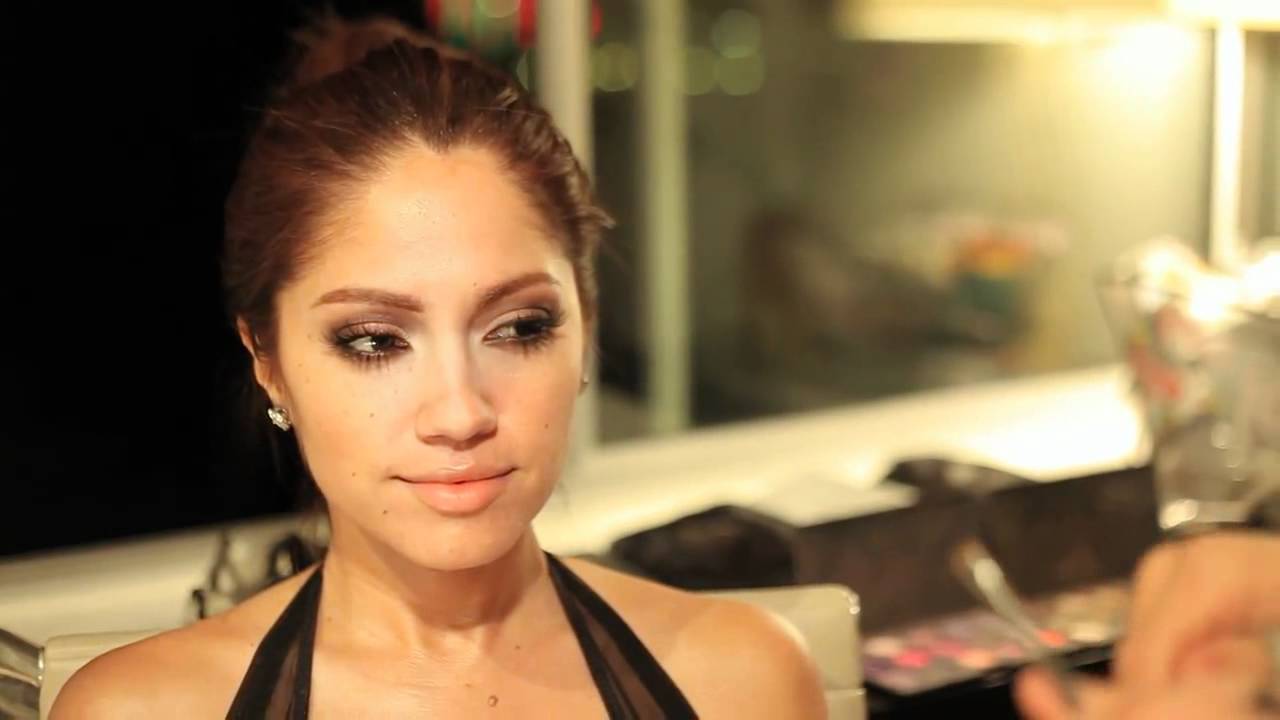 Jessica Burciaga Make Up Tutorial | Wearing Swimgerie Monokini