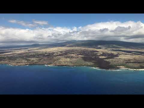 Landing at Kona International Airport - Kalaoa, Hawaii, USA