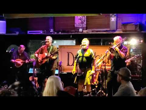 Dulahan covers "Wild Nights" at Dublin Pub in Dayton, OHio