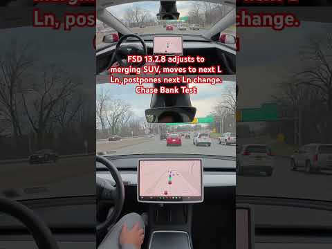 FSD 13.2.8 adjusts tomerging SUV, moves to next L Ln. Chase Bank Test #teslafsd #fsdbeta #fsd
