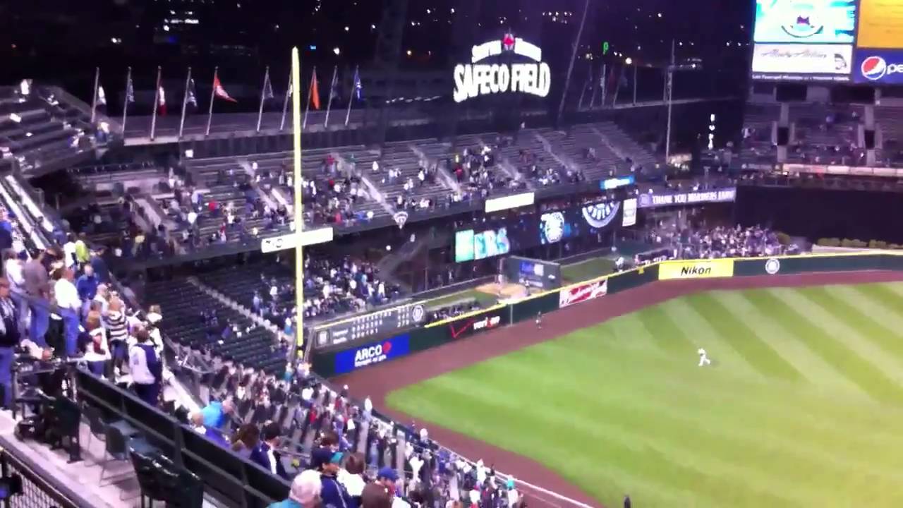 Seattle Mariners and the LOUIE 7th Inning Stretch – The Louie Report