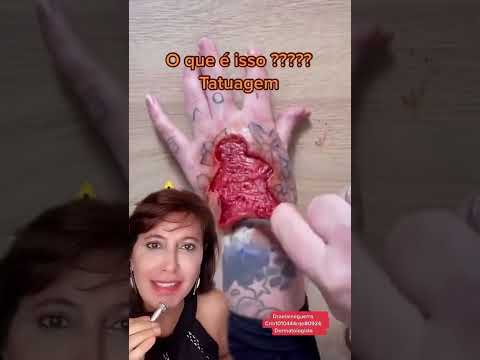 O que é isso ???? Tatuagem ???