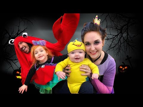 The Little Mermaid in REAL LIFE (TRICK OR TREATING with ARIEL URSULA FLOUNDER and SEBASTIAN)