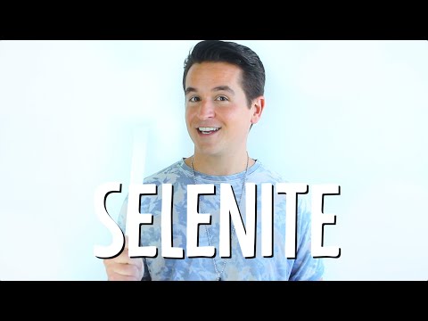 Selenite: The Cleansing Crystal 🌝 Healing Benefits + Affirmation