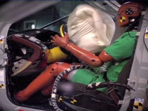 CNET On Cars - Smarter Driver: Is your airbag your enemy?