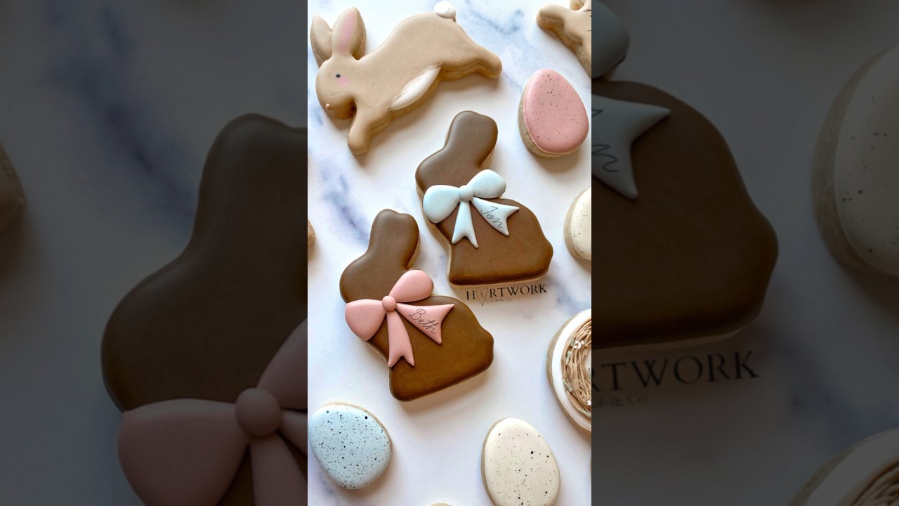 🎀🩵🐰Pair of Chocolate Easter Bunny Cookies #icedcookies #cookiedecorating #easterbunny #cookies