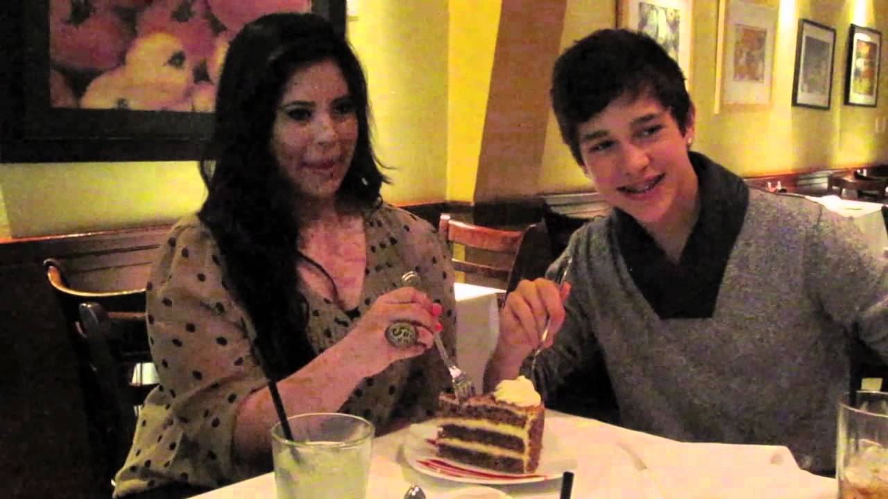 Win a Date with AUSTIN MAHONE!