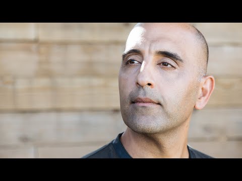 Meet Dr. Pedram Shojai: Doctor of Oriental Medicine & Qi Gong Master