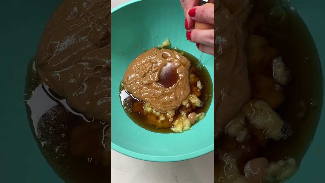 Everyone loves these easy peanut butter bars we fight over them #shorts