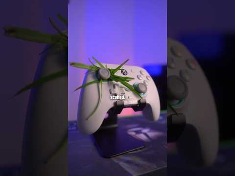 Torture Testing the Gamesir G7 SE! Can we break it?🤔 #gaming #xboxcontroller #controller #shorts